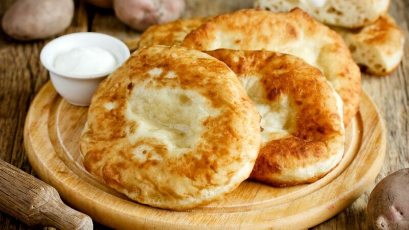 Τηγανόψωμο της γιαγιάς με φέτα | Dorpon.gr